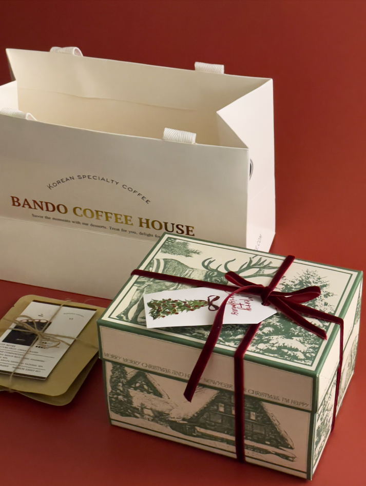 Bando Christmas Dessert box [ Limited pre-order ] – Bando coffee house